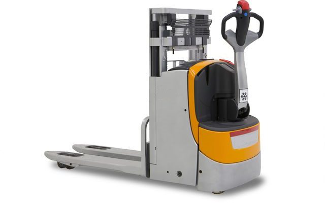 Nouveauté réglementaire pour les gerbeurs à conducteur accompagnant ...